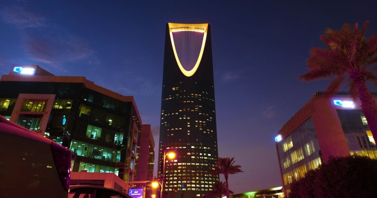 Prabanga, kuri formuos ateitį: Trumpo projektai jau dabar keičia Saudo ...