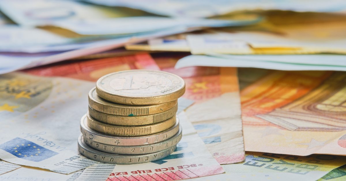 Seimas kerta iš peties: nauji GPM tarifai, griežtesni mokesčiai ...