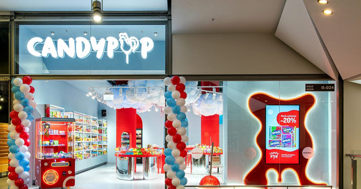 Nuo šaltų skambučių iki lentynų degalinėse: kaip smaližių imperija užkariavo Baltijos rinką ...